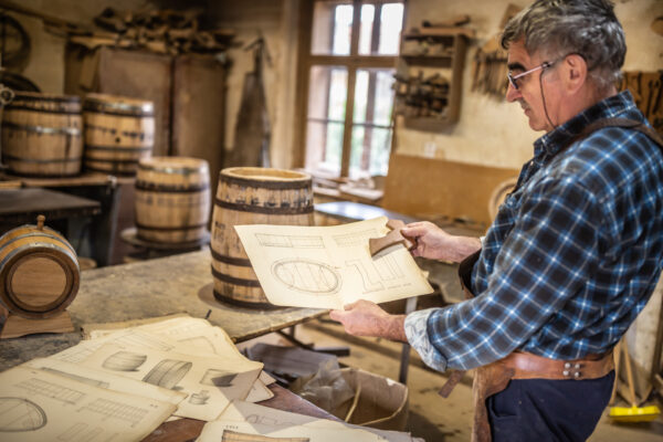 What Are the Dimensions of a Whiskey Barrel? A Quick Guide